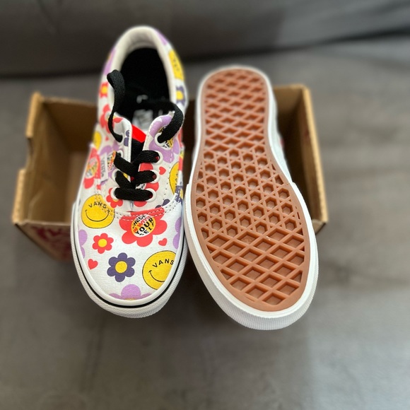 Vans | Shoes | Vans Radically Happy True White | Poshmark